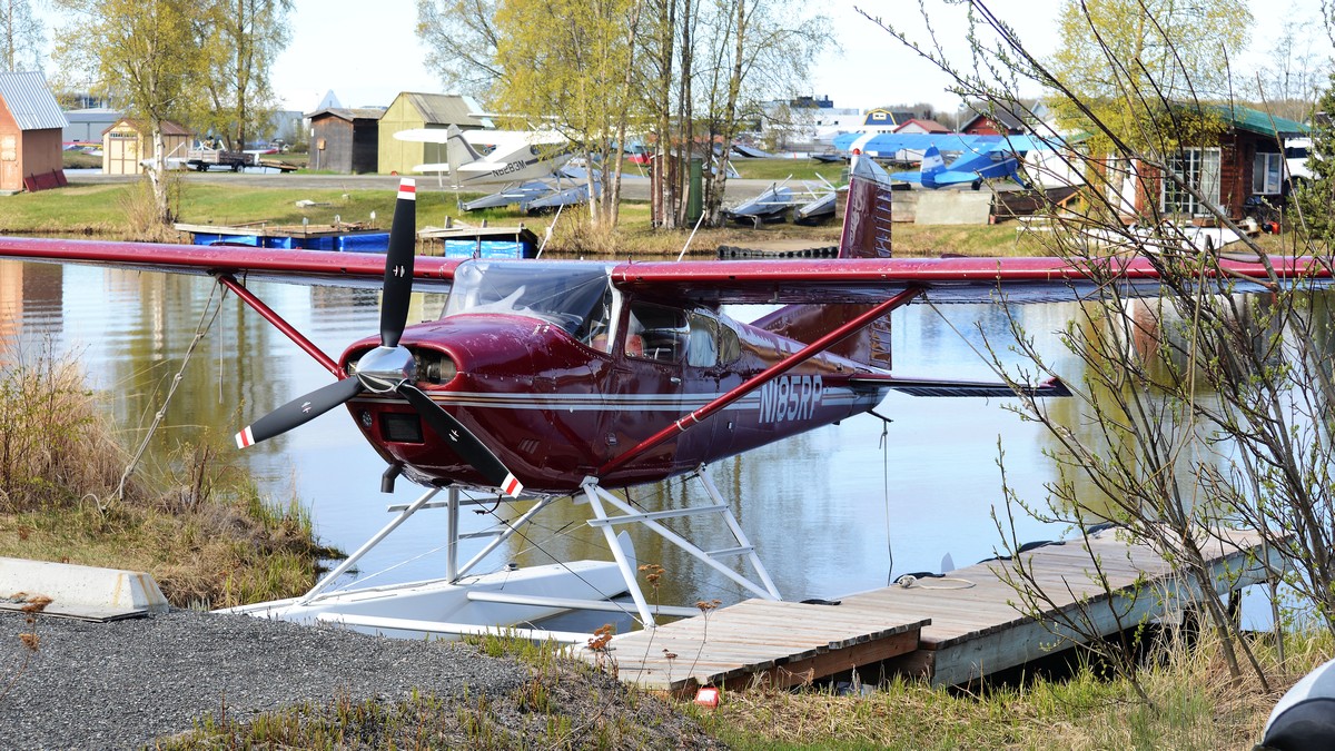 Rod's Aviation Photos: US Alaska Tour 2022: Lake Hood Seaplane Base ...