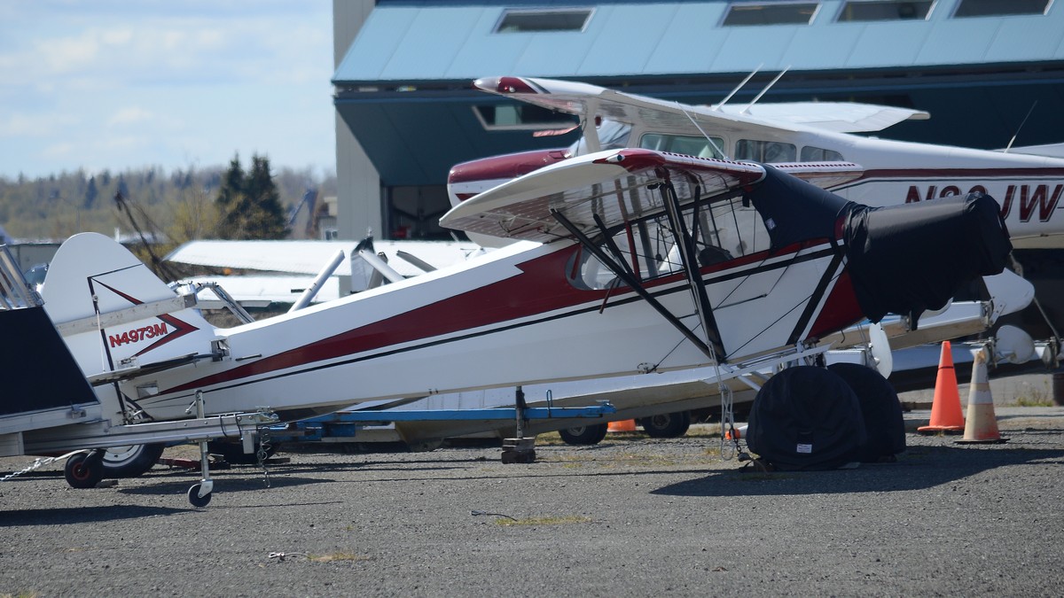 Rod's Aviation Photos: US Alaska Tour 2022: Lake Hood Seaplane Base: Piper