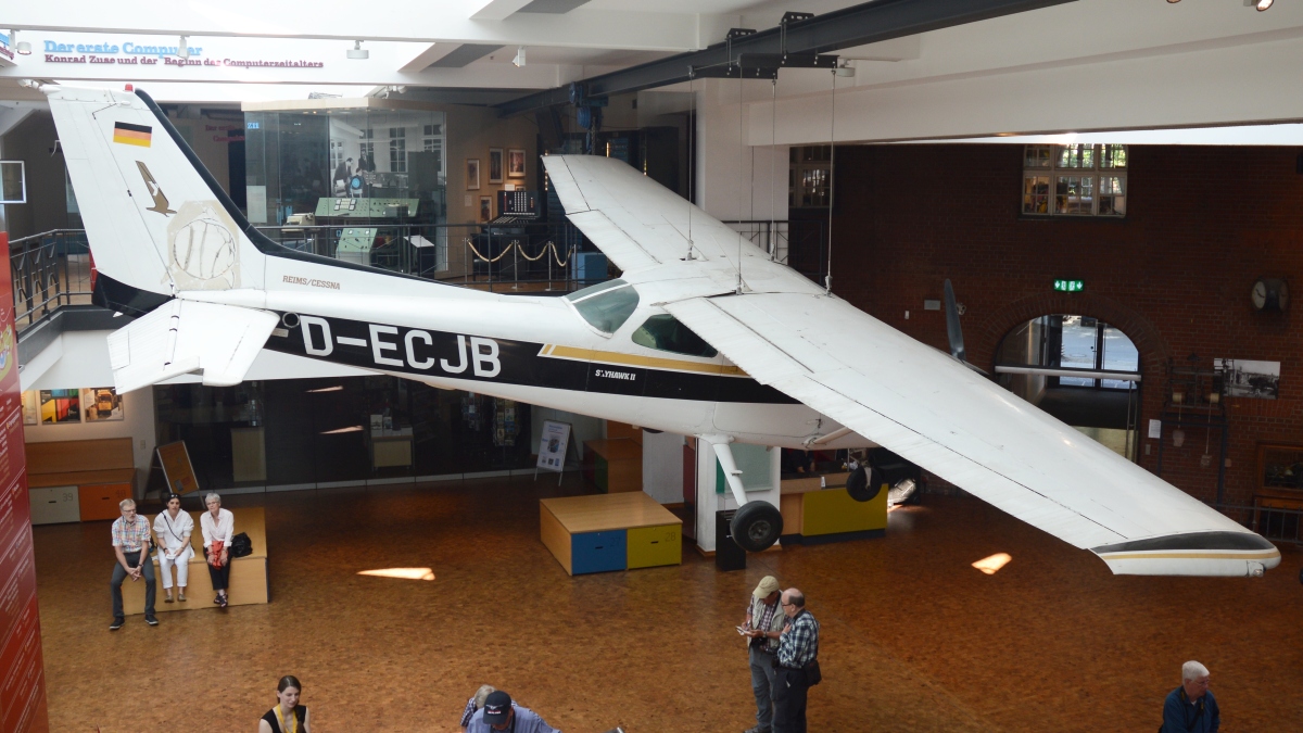 Rod's Aviation Photos: Berlin tour 2016: Berlin Museum of Technology