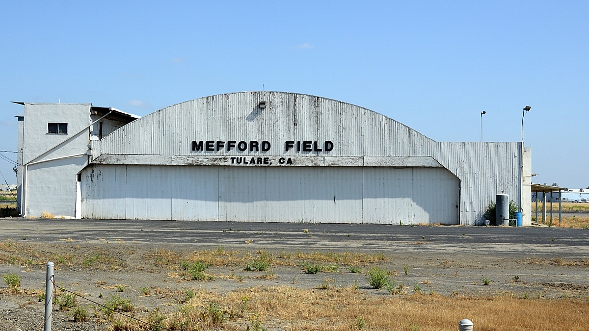 Rod's Aviation Photos: California Tour 2019: Mefford Field Airport, Tulare