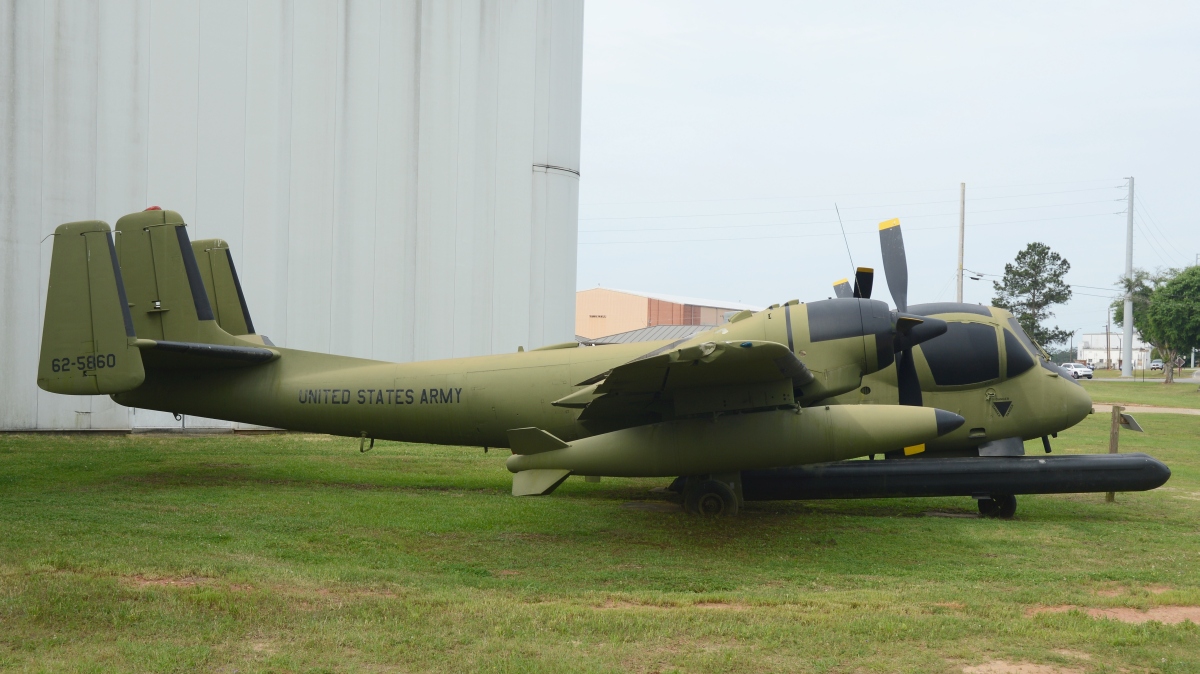 Rod's Aviation Photos: USA Dixieland tour 2015: US Army Aviation Museum ...