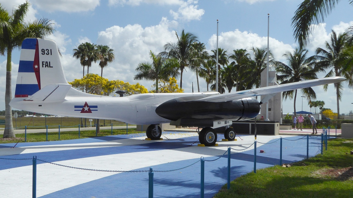 Rod's Aviation Photos: Florida Tour 2016: Wings over Miami Air Museum ...