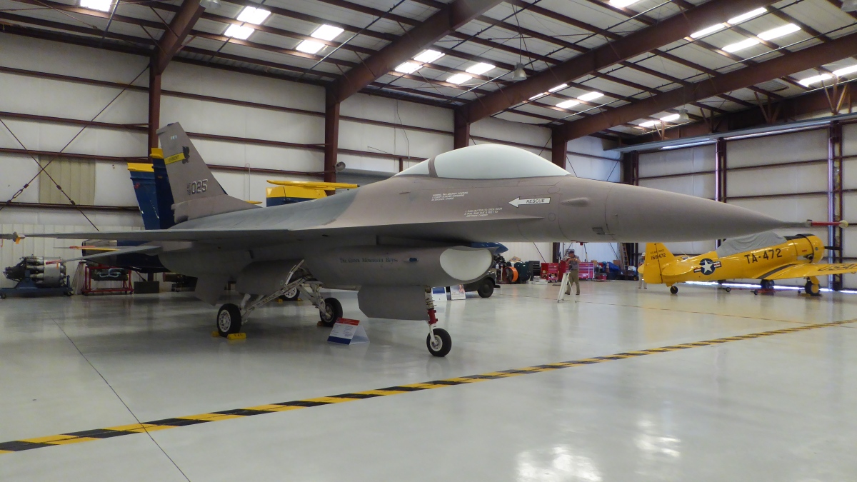 Rod's Aviation Photos: Florida Tour 2016: Valiant Air Command Tico ...