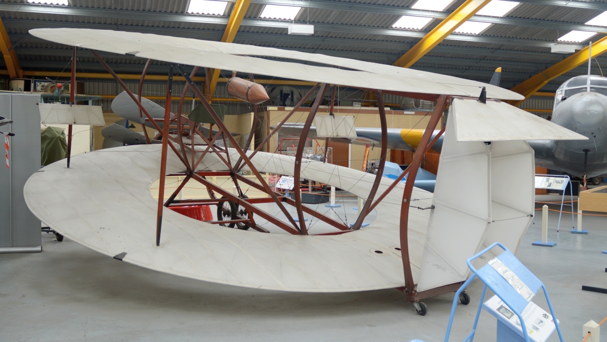 Rod's Aviation Photos: Newark Air Museum 2014