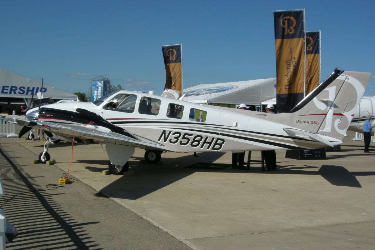 Rod's Aviation Photos: EAA Airventure 2011, Oshkosh Aircraft A - Bee