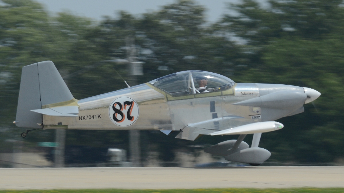 Rod's Aviation Photos: EAA Airventure 2016, Oshkosh: Van's