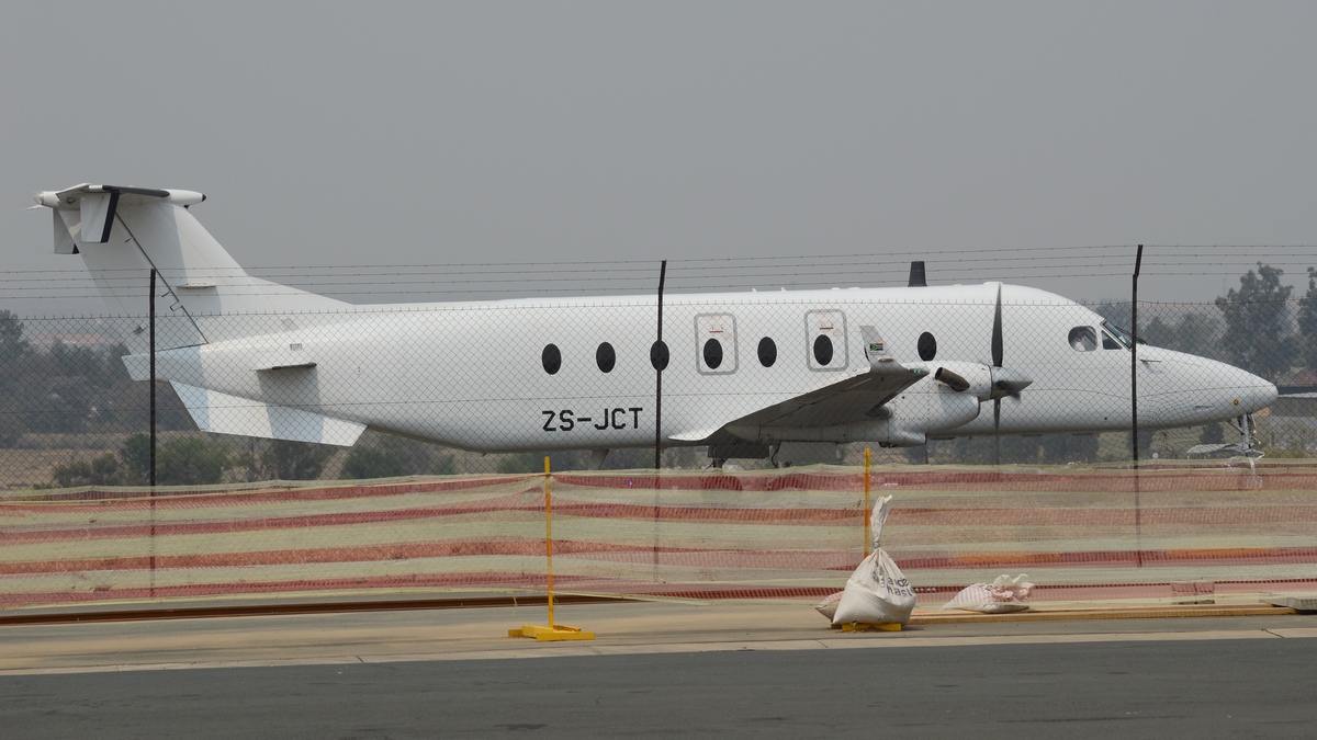 Rod's Aviation Photos: South Africa tour 2018: Lanseria International ...