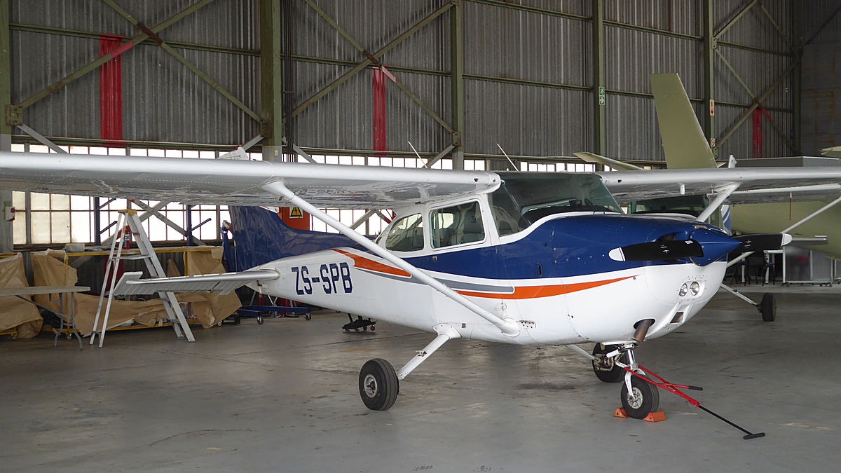 Rod's Aviation Photos: South Africa tour 2018: Lanseria International ...